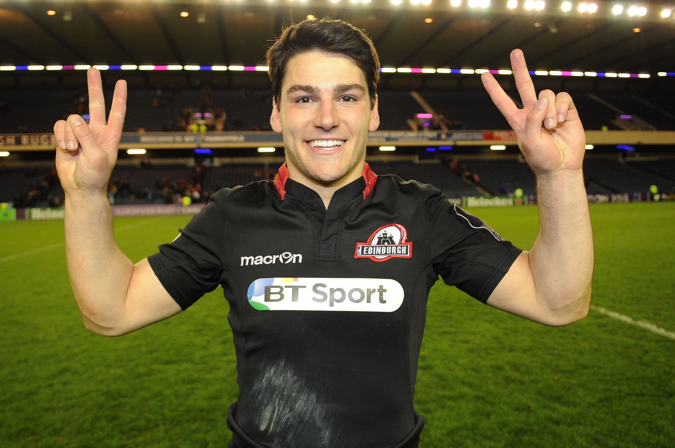 Scarlets sign scrum half pairing - Scarlets Rugby