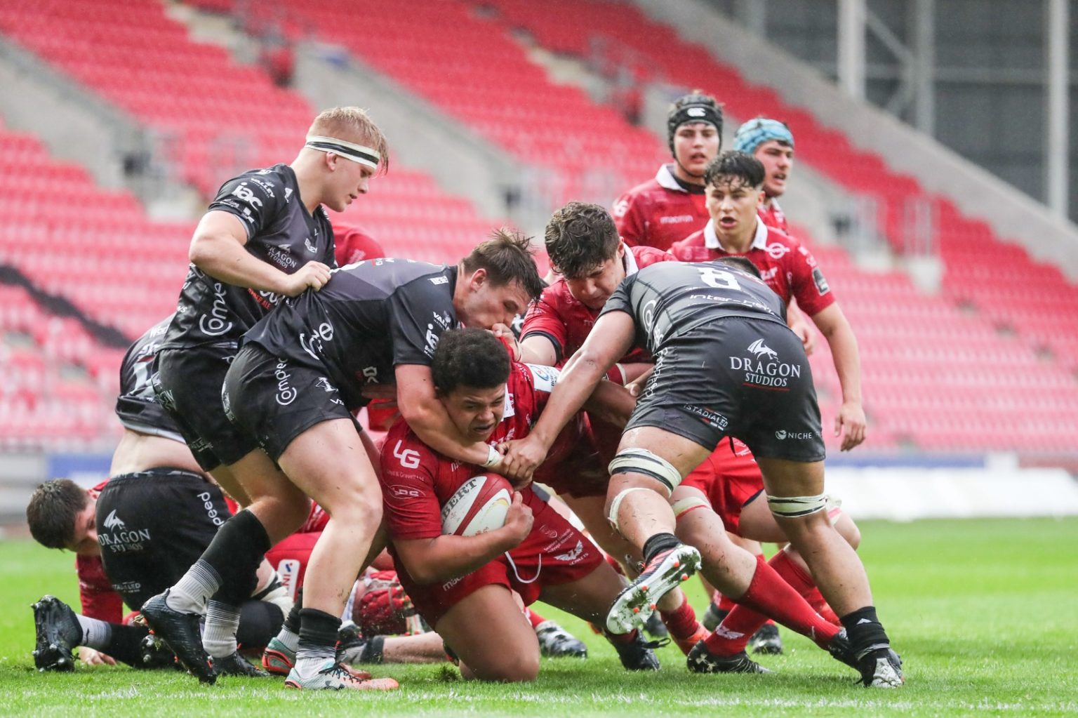 Young Scarlets denied late on at the Parc - Scarlets Rugby