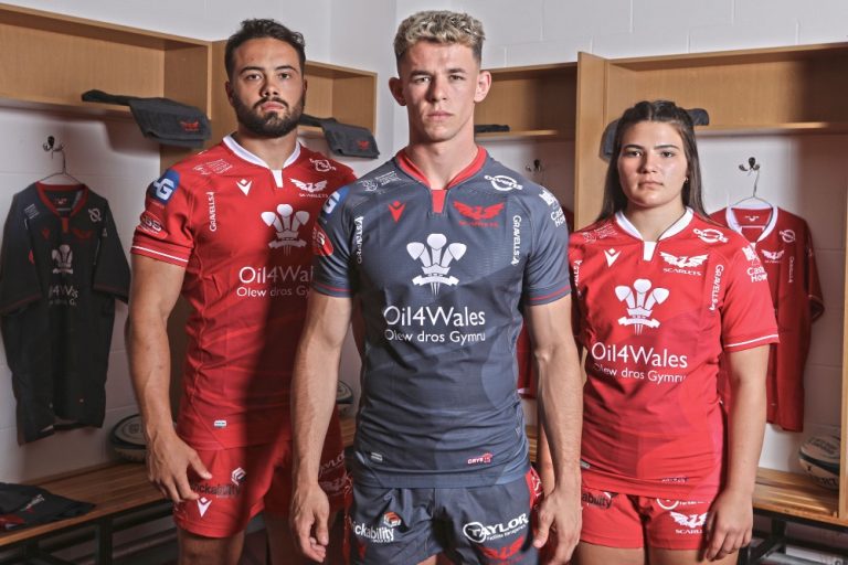 Scarlets unleash the dragon!! - Scarlets Rugby