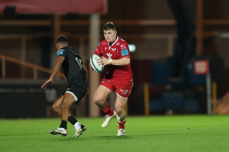 Morgan MacRae named in Wales 7s squad for World Series - Scarlets Rugby