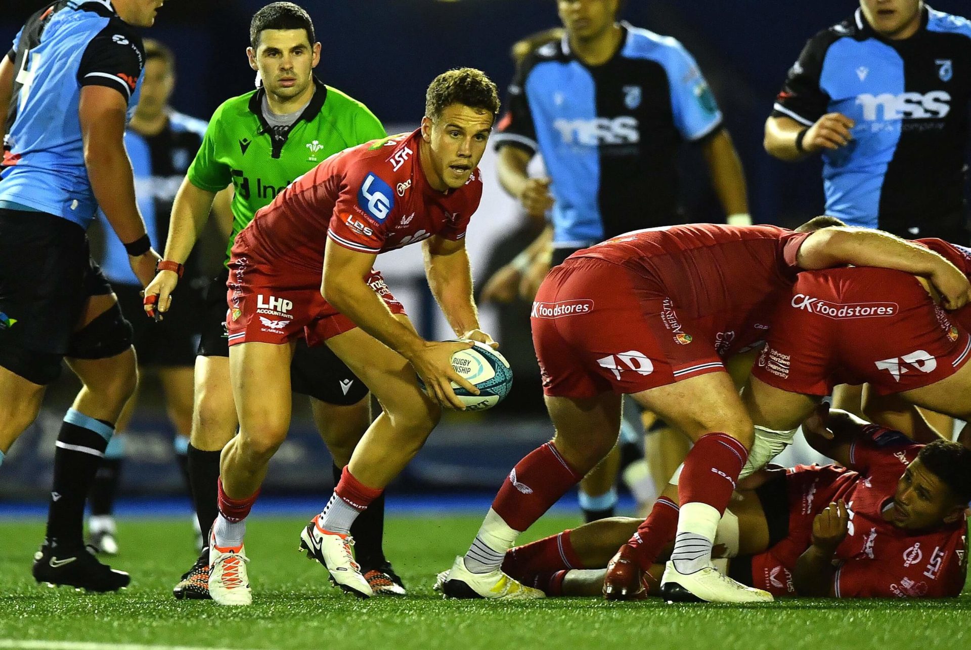 Kieran Hardy Called Up To Wales World Cup Squad Scarlets Rugby