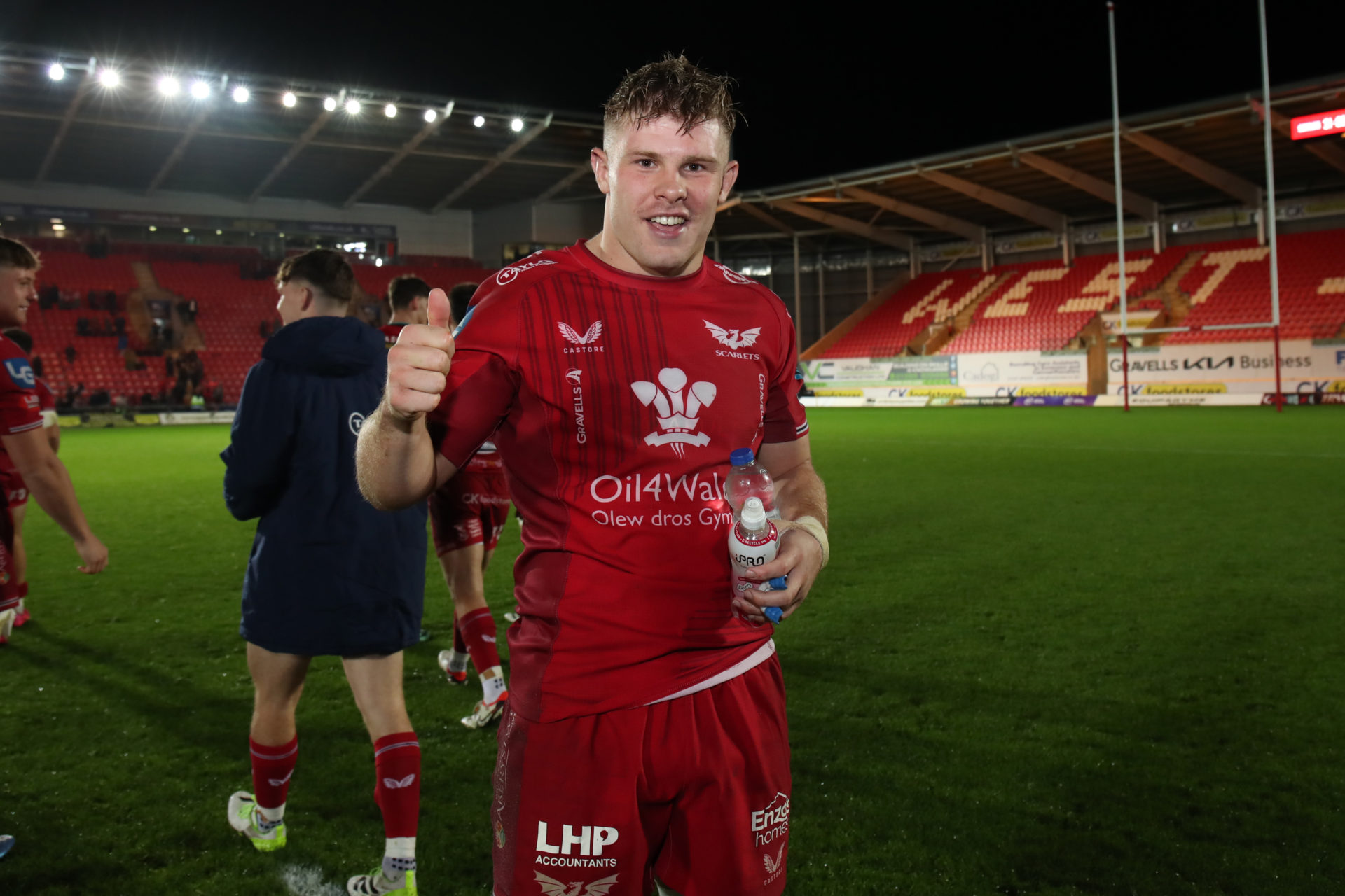 Teddy wins Player of the Month vote for November - Scarlets Rugby