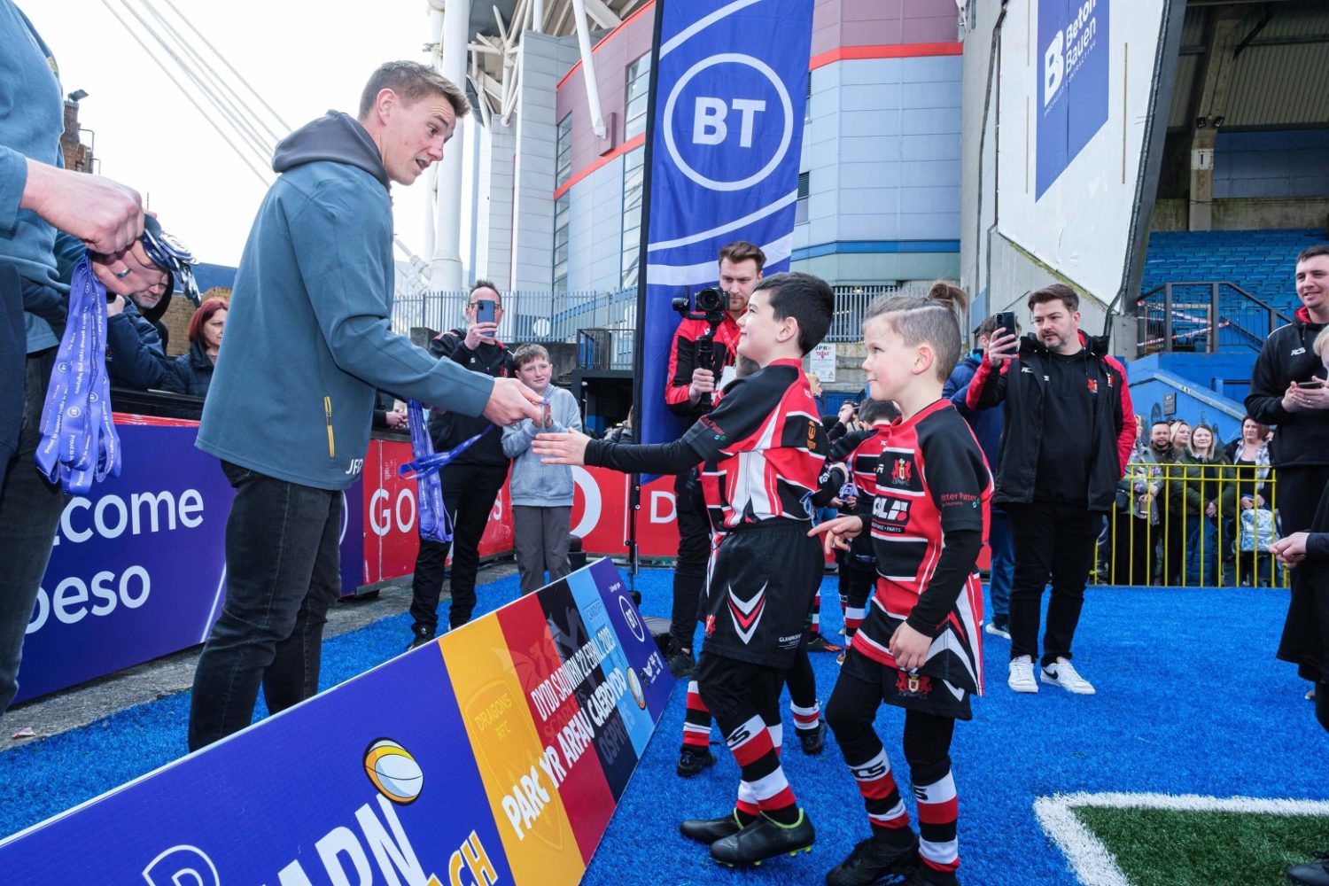 BT marks 10 years of sponsoring Welsh rugby - Scarlets Rugby
