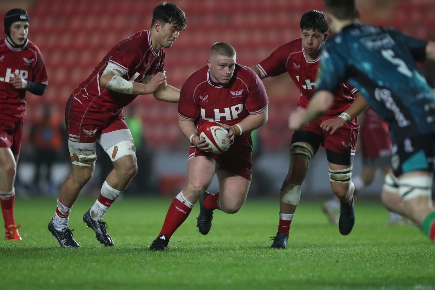 Jac Pritchard signs up for Senior Academy - Scarlets Rugby