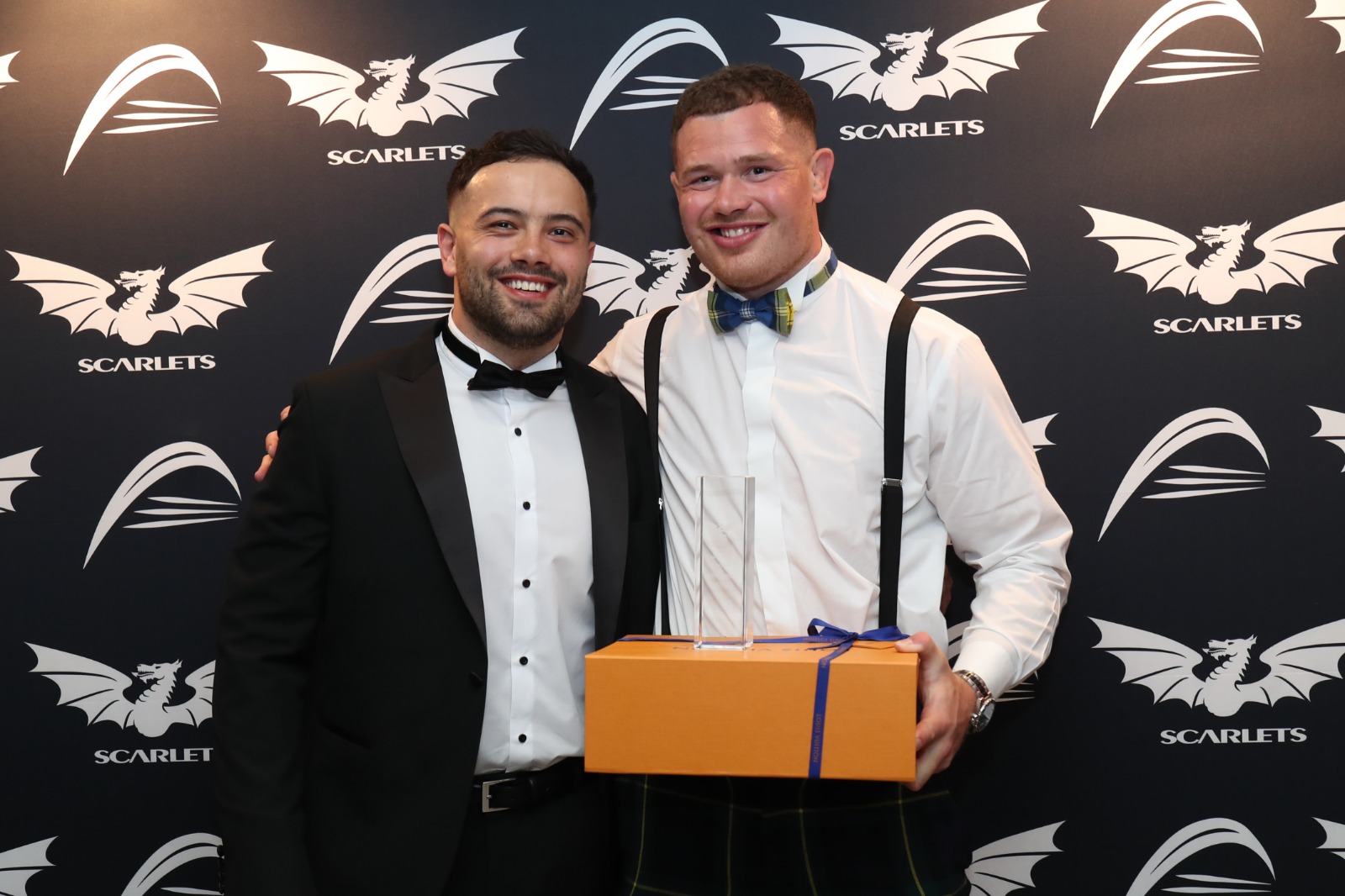 Alex Craig and Ioan Nicholas pick up player of year awards - Scarlets Rugby