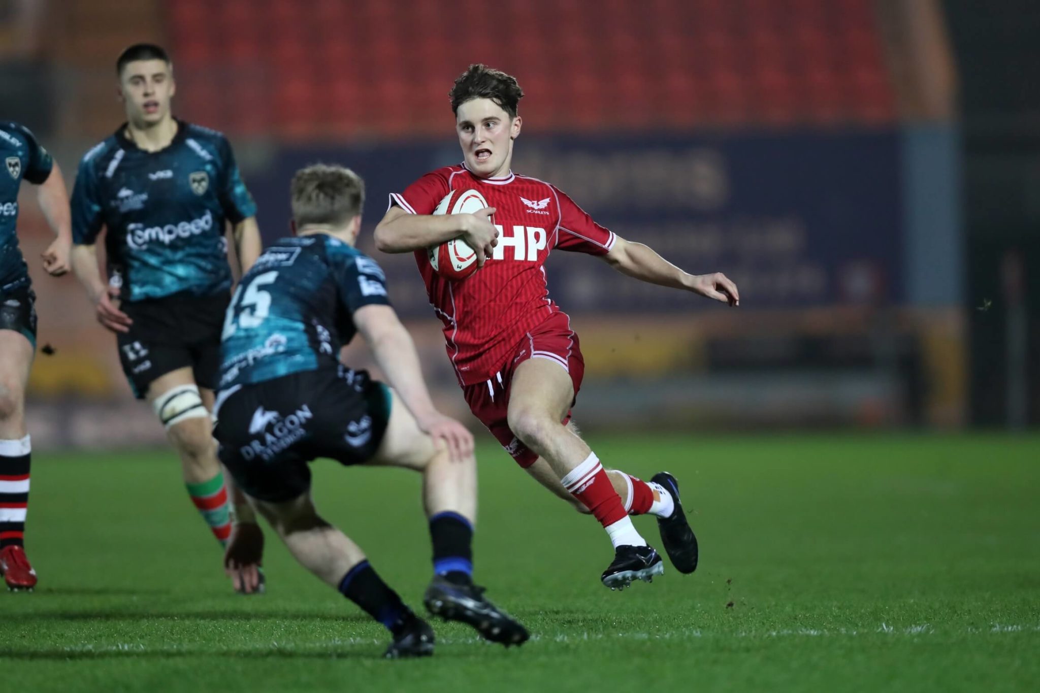 Five home-grown backs step up to Senior Academy - Scarlets Rugby