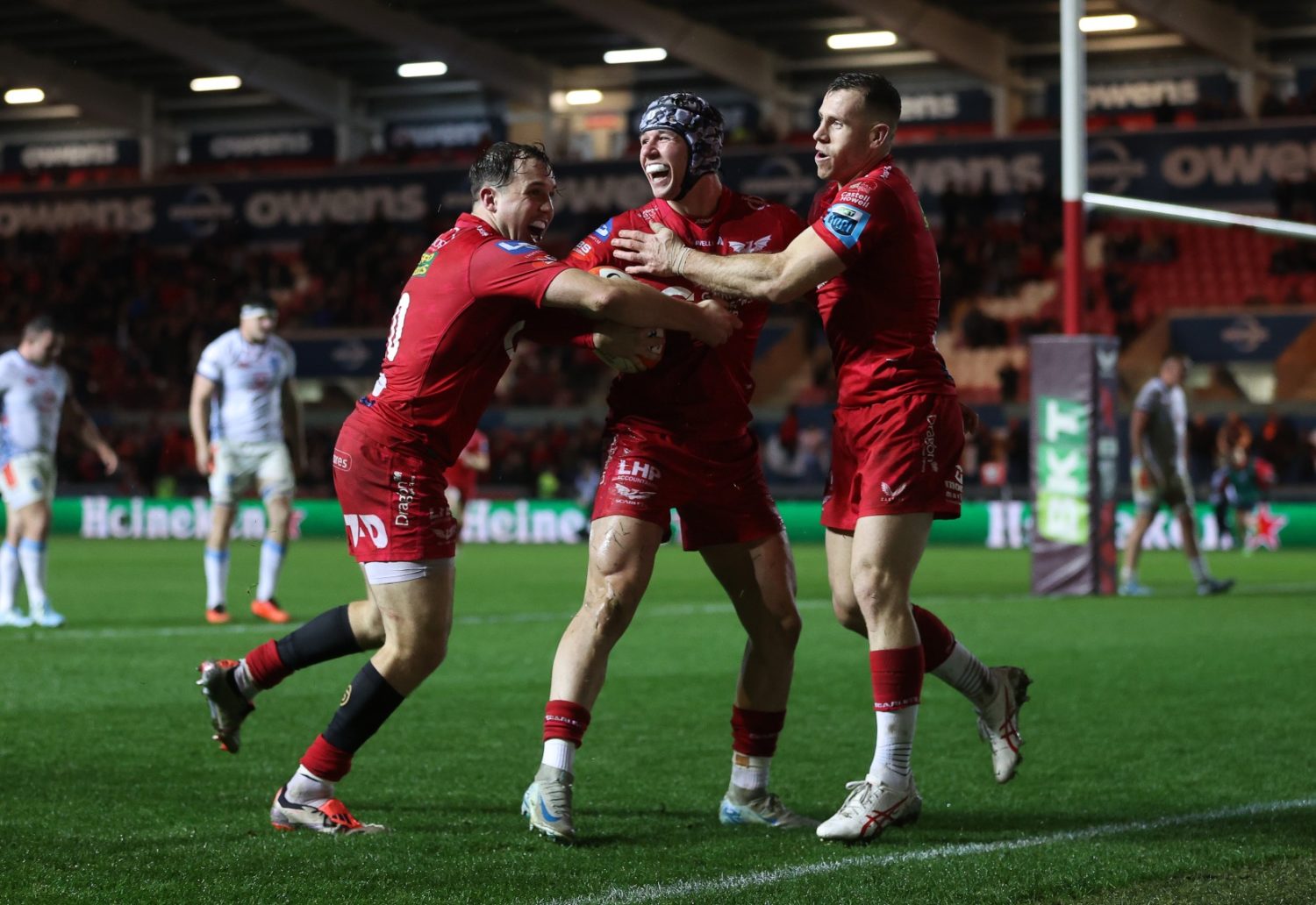 A night to remember as Scarlets stun Bulls in Llanelli - Scarlets Rugby