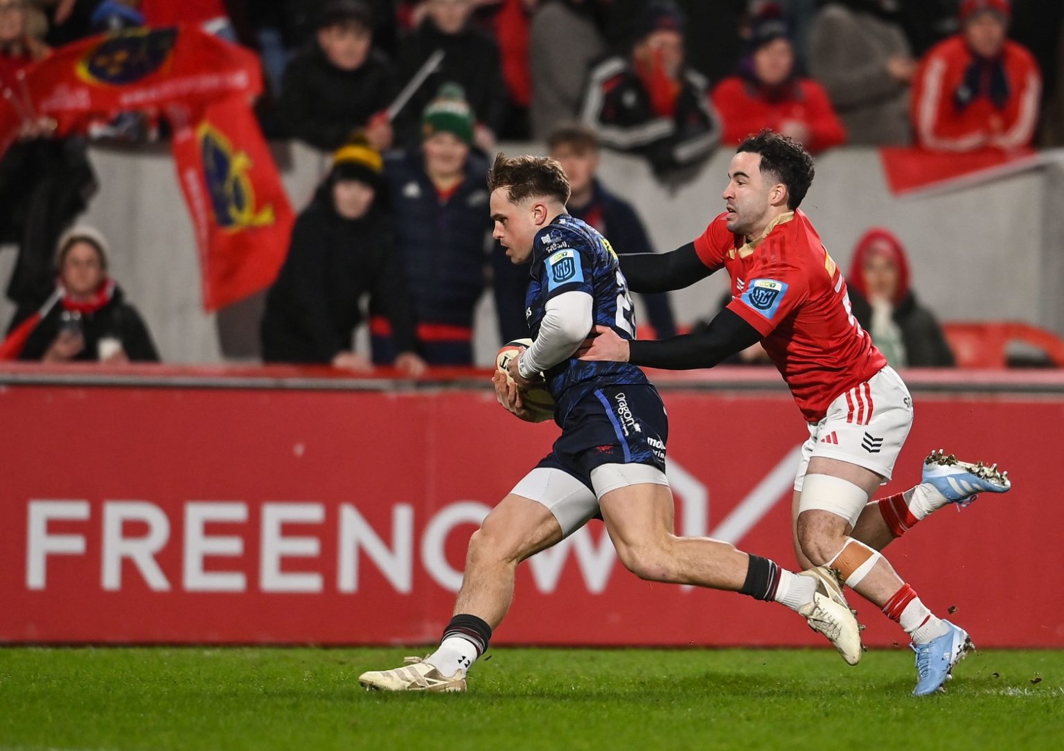 Dominant Munster claim victory at Thomond Park - Scarlets Rugby