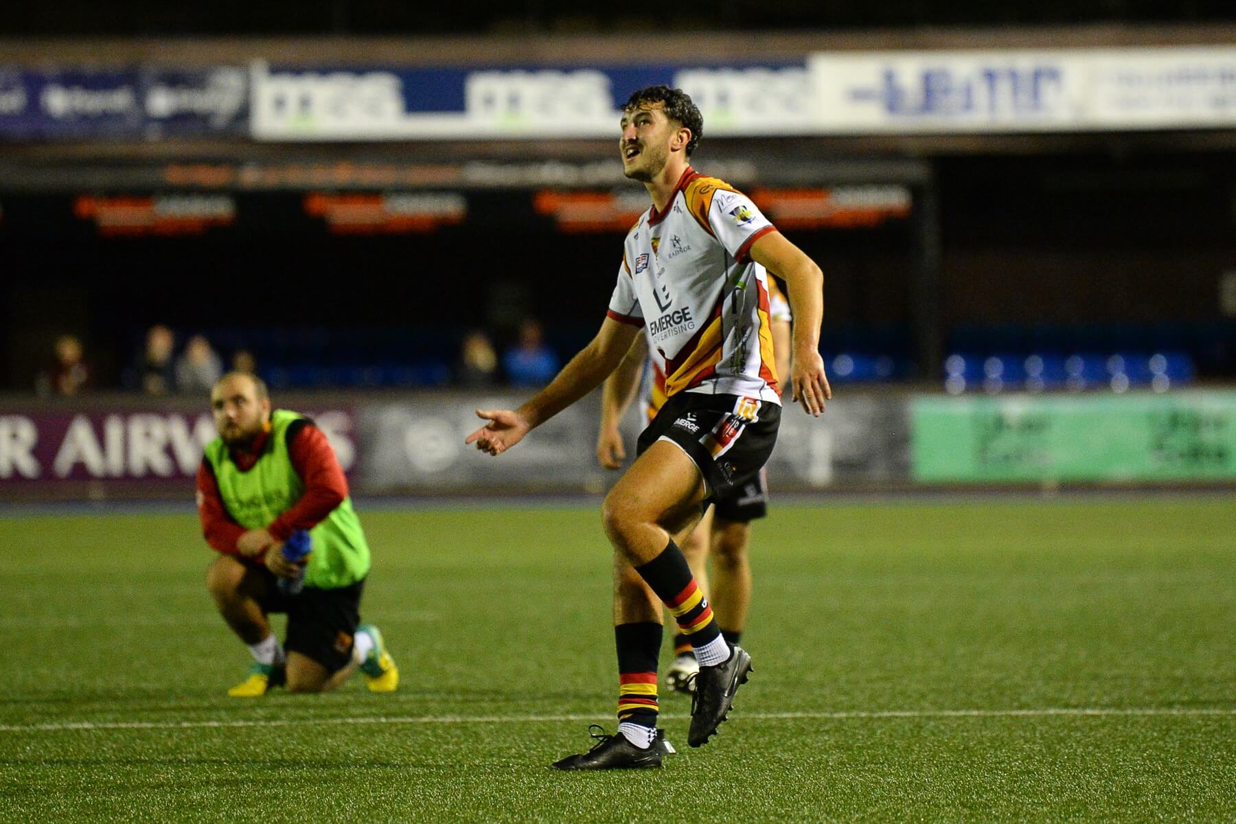 Academy Watch: Elis kicks match-winner for Quins - Scarlets Rugby