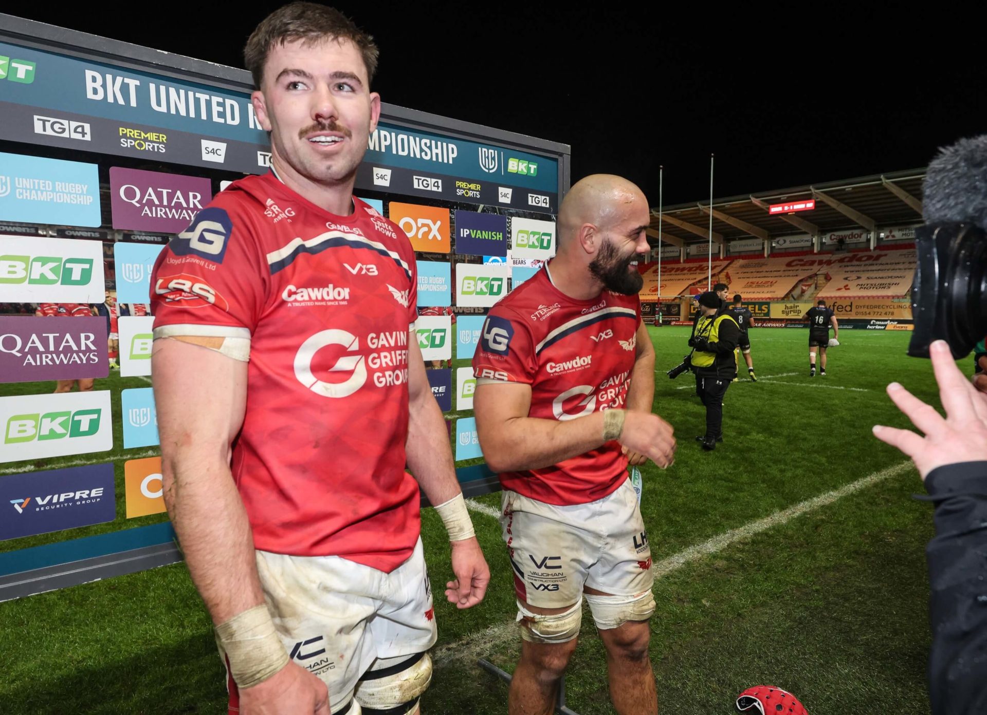 Peel hails returning ‘leaders’ after impressive Glasgow win - Scarlets Rugby