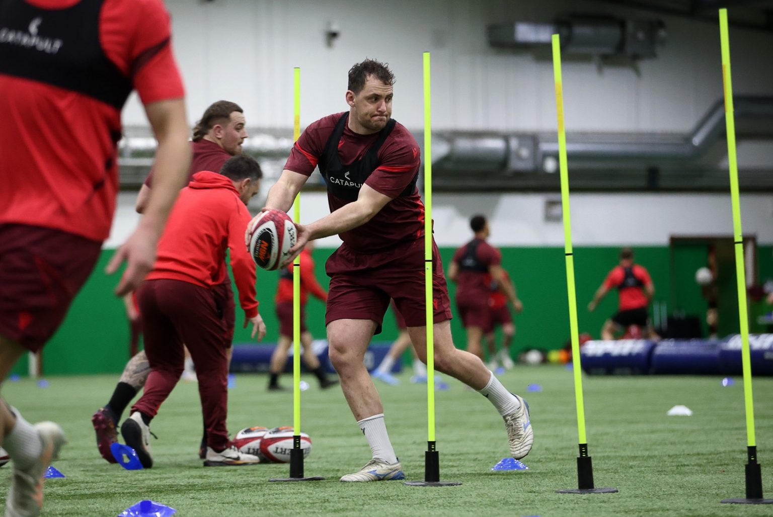 Joe and Eddie to link up in Welsh midfield for French test - Scarlets Rugby